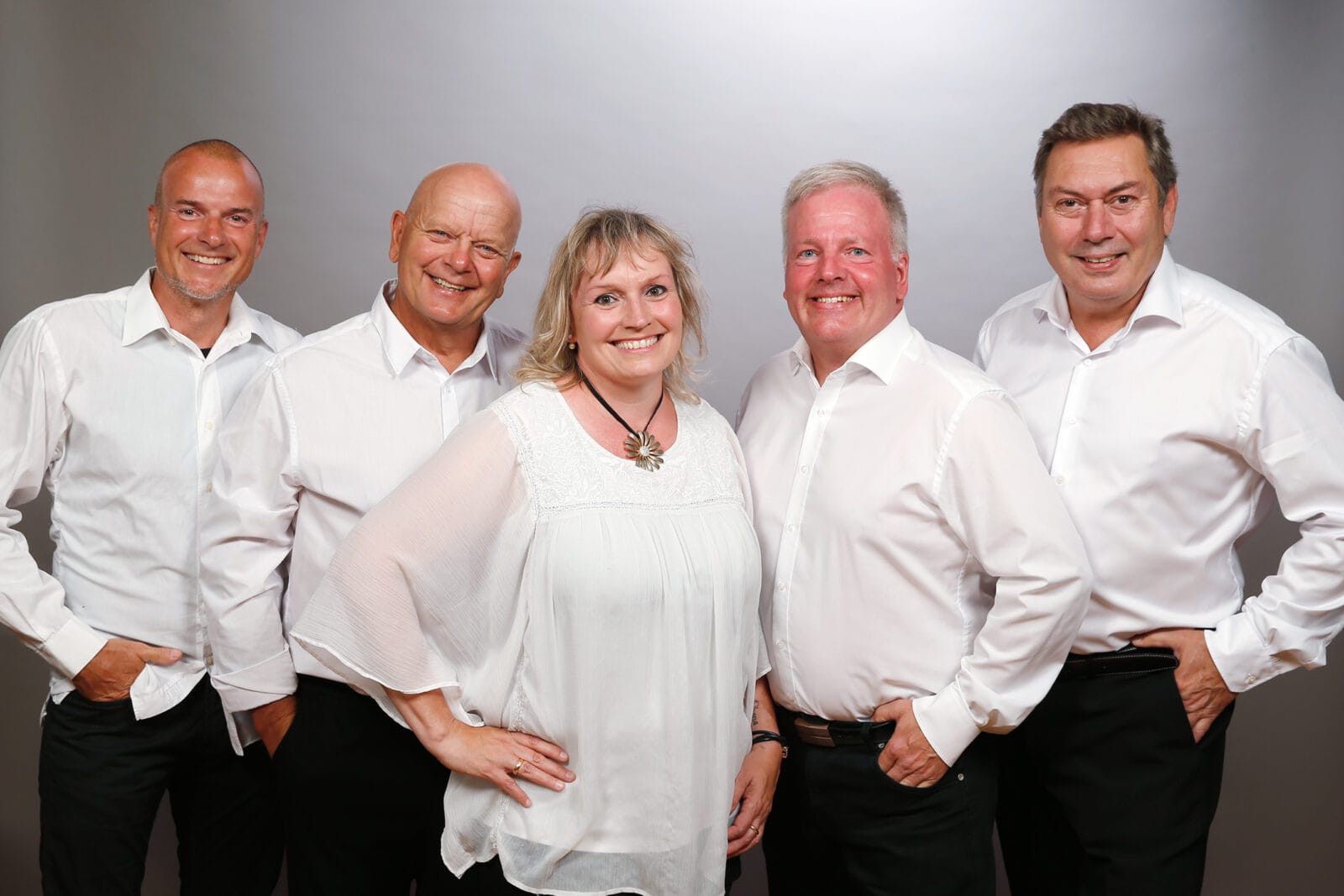 Book danseorkestret 5alive hos Showbizz Danmark på tlf: 70 27 03 07