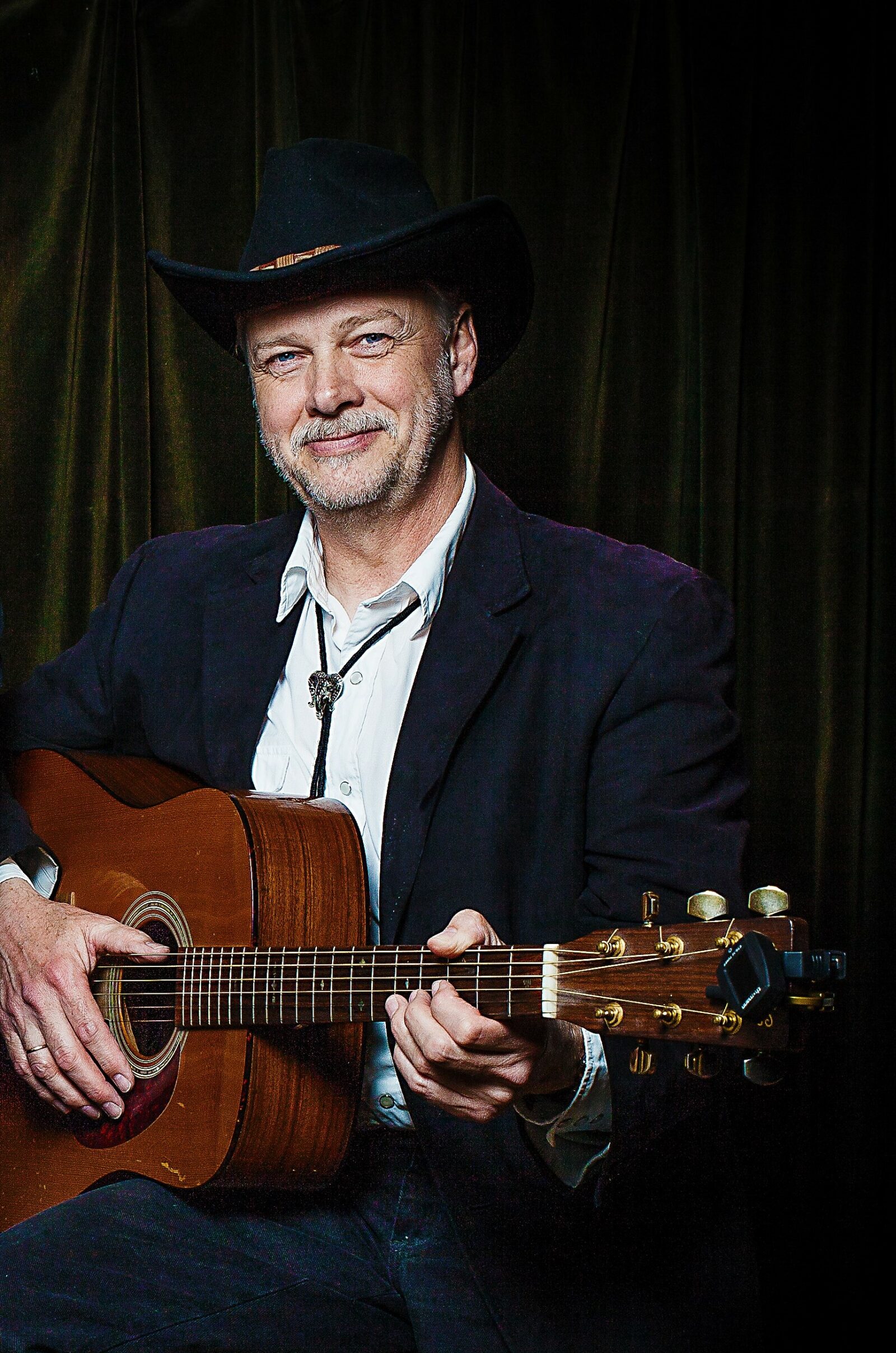 Book Bo Steffensen på tlf: 70 27 03 07 | Showbizz Danmark