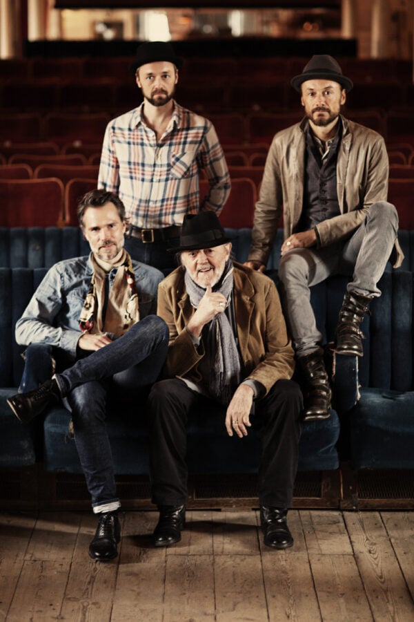 Book Dissing og Las på tlf: 70 27 03 07 | Showbizz Danmark