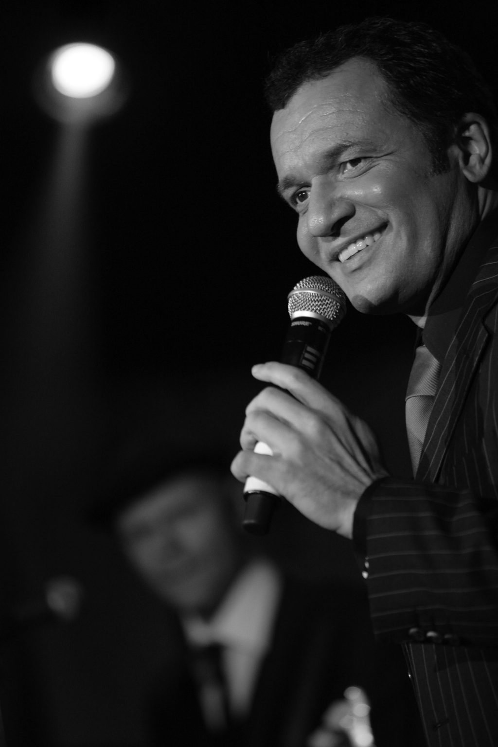 Book Michael Carøe på tlf: 70 27 03 07 | Showbizz Danmark