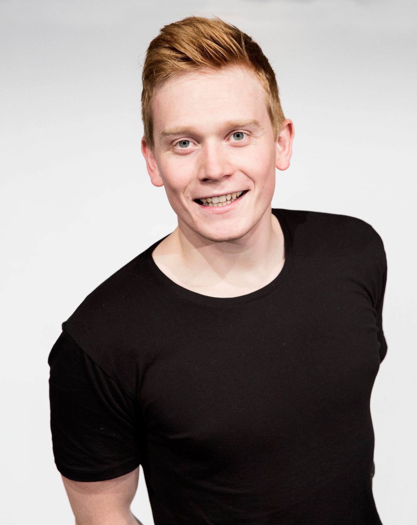 Book Mikkel Klint Thorius | 70 27 03 07 | Showbizz Danmark