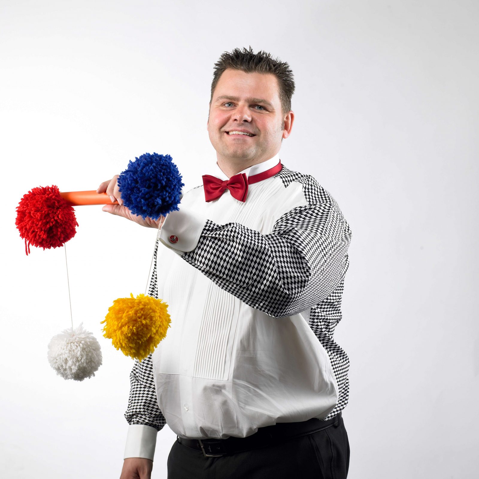 Book Robert Mark på tlf: 70 27 03 07 | Showbizz Danmark