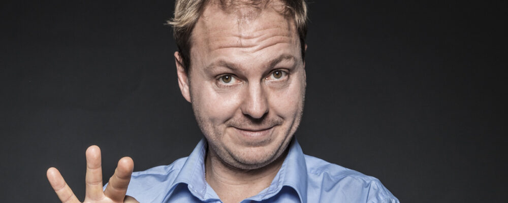 Book Rune Klan direkte på tlf: 70 27 03 07 - Showbizz