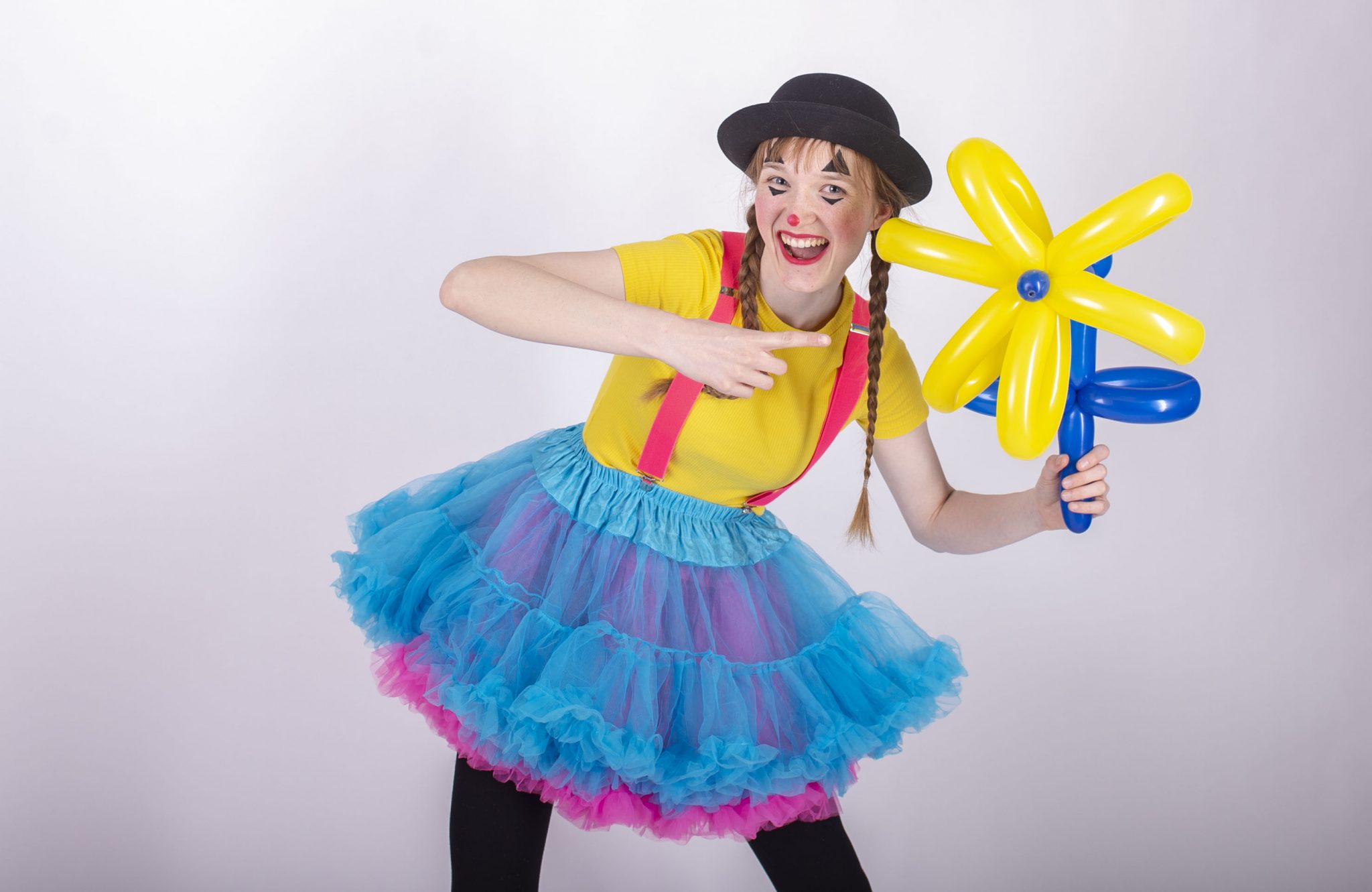 Book Klovnen Bibi på tlf: 70 27 03 07 | Showbizz Danmark