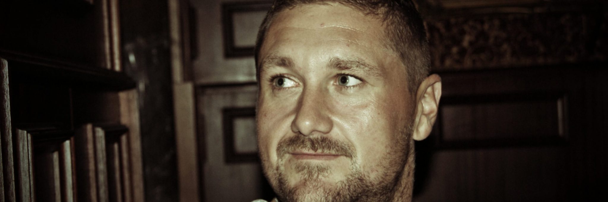 Book Marius på tlf: 70 27 03 07 | Showbizz Danmark