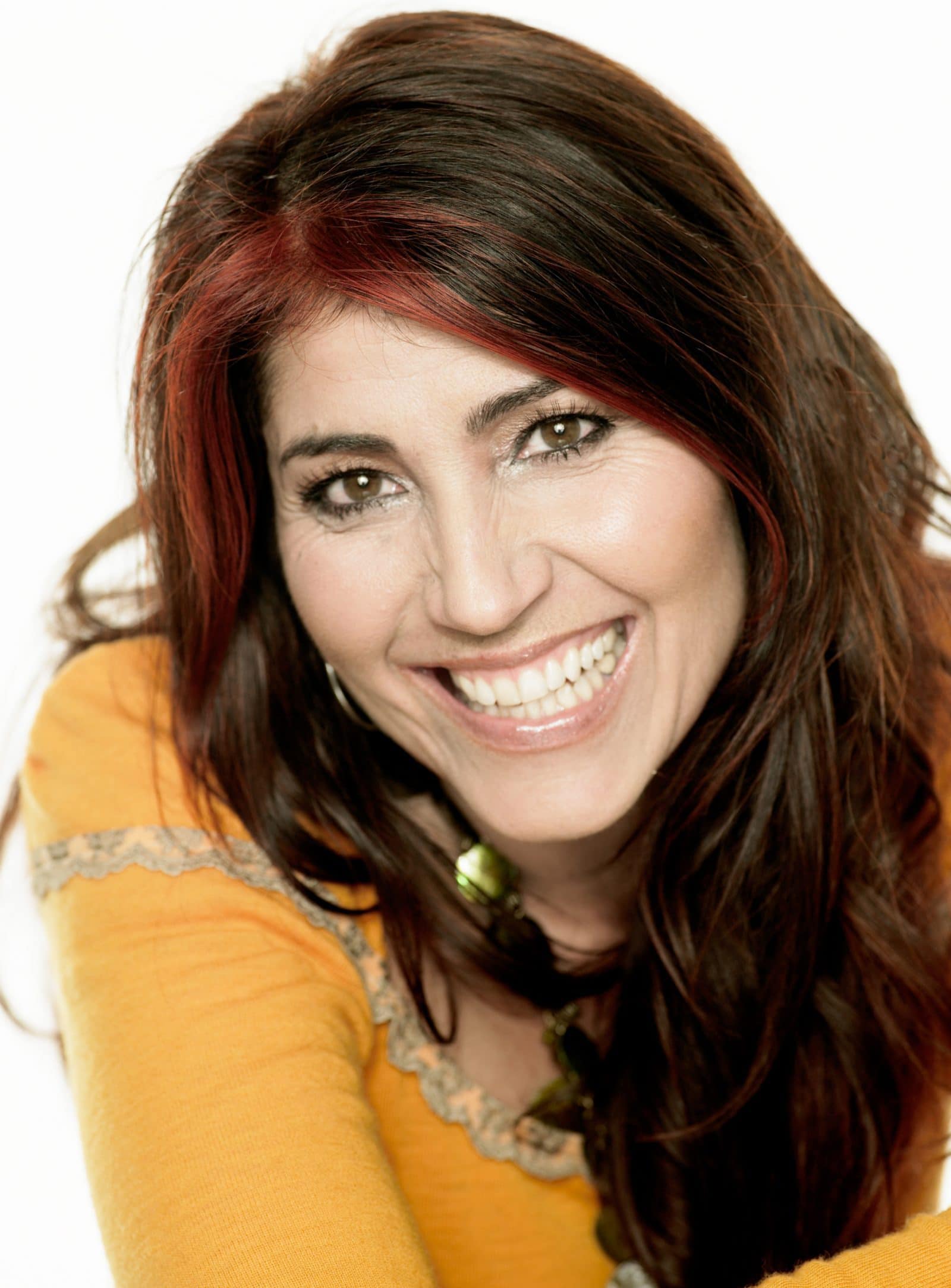 Book Monique på tlf: 70 27 03 07 | Showbizz Danmark