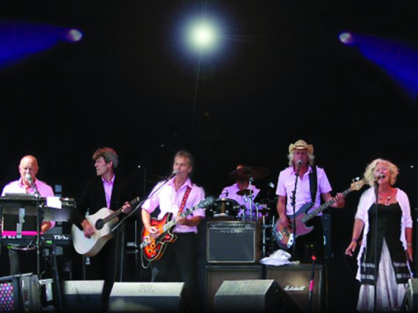 Book Rocazino på tlf: 70 27 03 07 | Showbizz Danmark