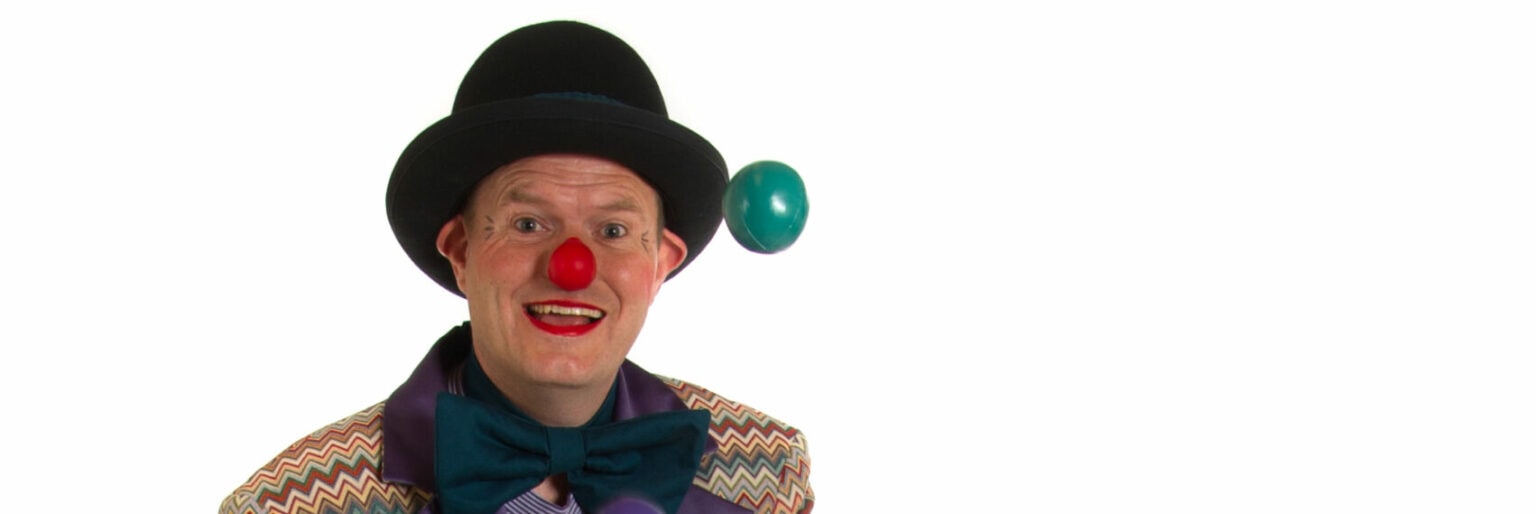Book Klovnen Karl Smart på tlf: 70 27 03 07 | Showbizz Danmark