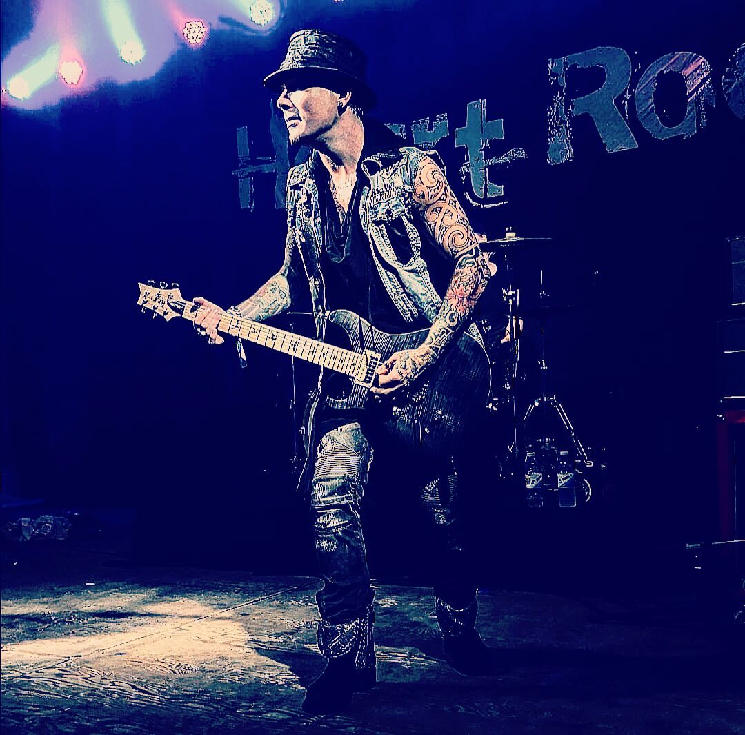 Book Thomas Jones her | tlf: 70 27 03 07 | Showbizz Danmark