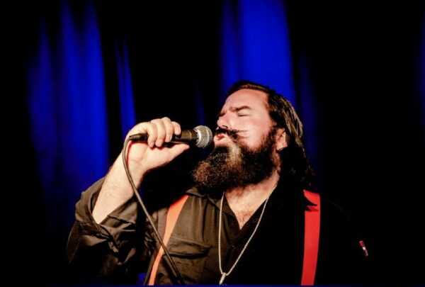 Book John Mogensen Tribute på 70 27 03 07 - Showbizz Danmark