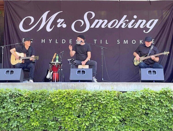 Book Mr. Smoking på tlf: 70 27 03 07 | Showbizz Danmark