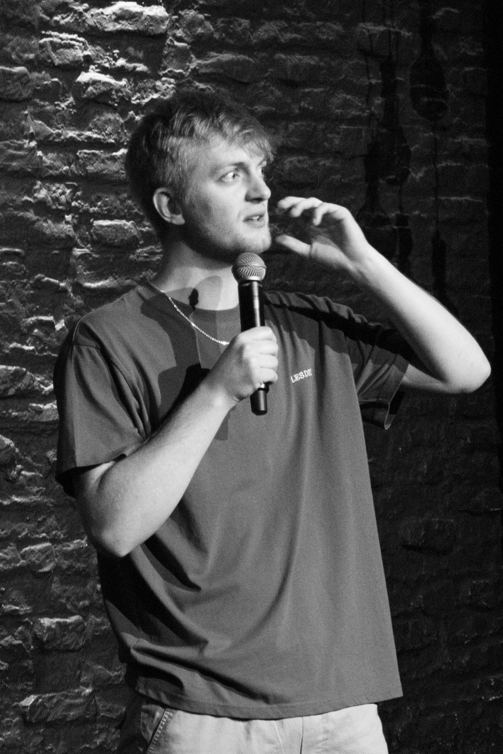 Book Niels Nielsen på tlf: 70 27 03 07 | Showbizz Danmark