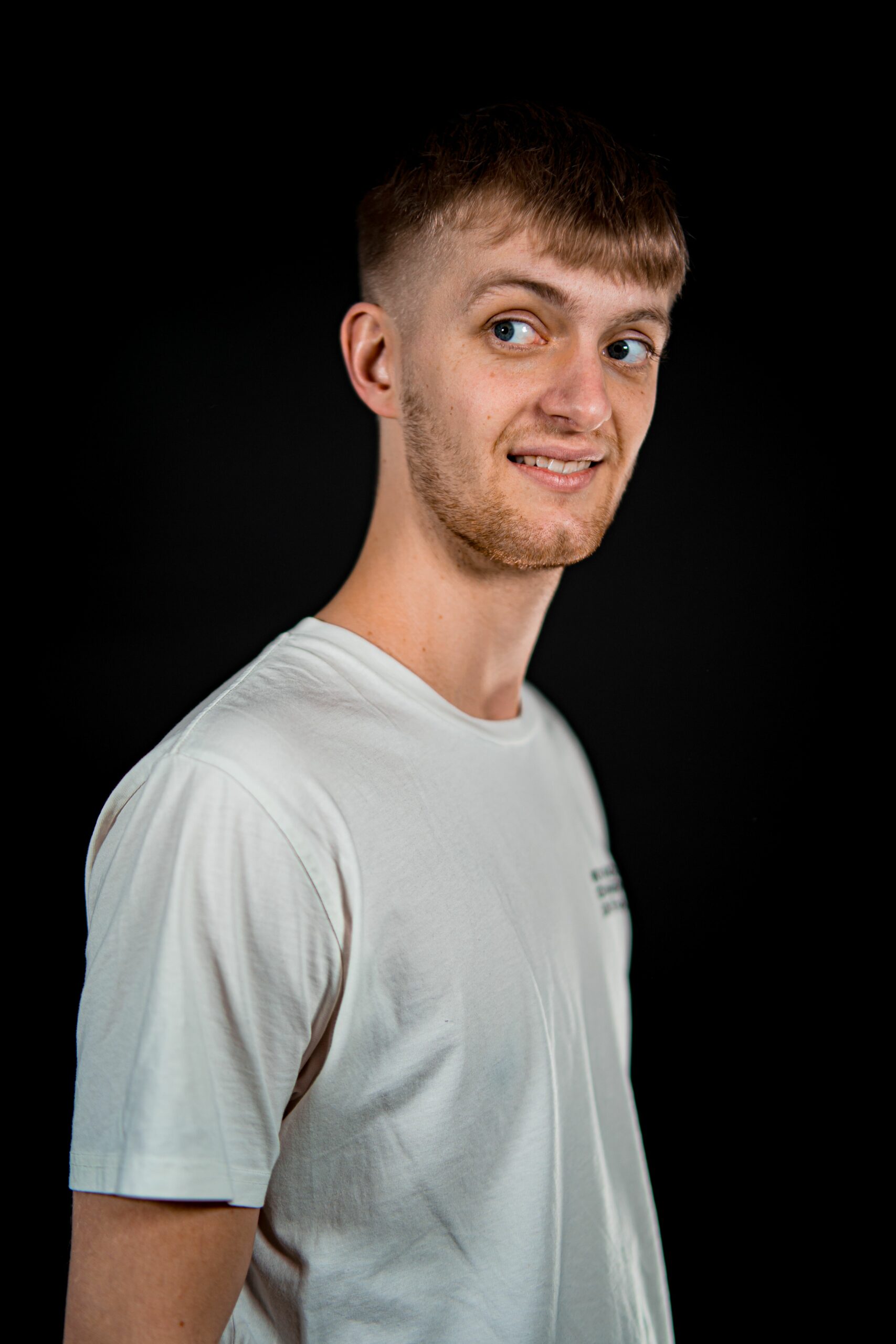 Book Niels Nielsen på tlf: 70 27 03 07 | Showbizz Danmark